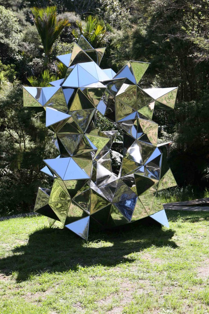 Fragmented Interactions | Gregor Kregar