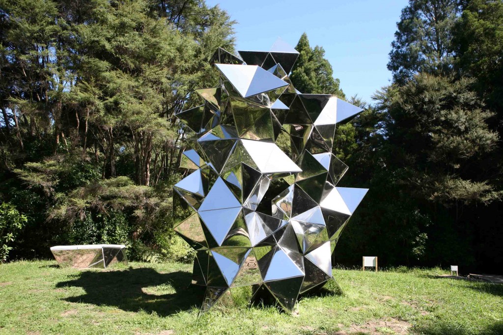 Fragmented Interactions | Gregor Kregar